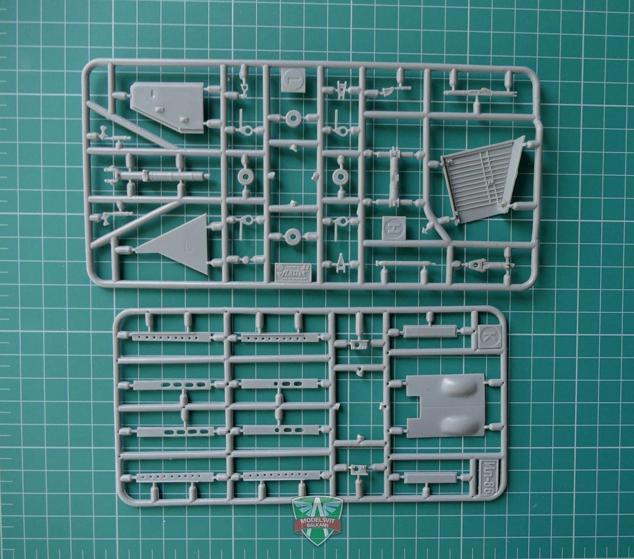 Modelsvit - 7205 - Ilyushin IL-86 wide-body airliner - 1/72 Scale Model
